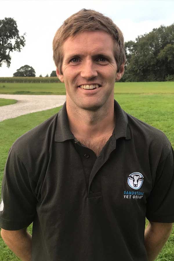 Andy Hayton - Clinical Vet - Sandstone Vet Group